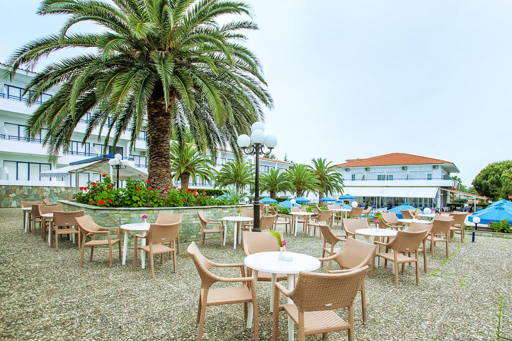 Xenios Port Marina, Pefkohori, Halkidiki / Grčka hoteli / Leto 2026 ...