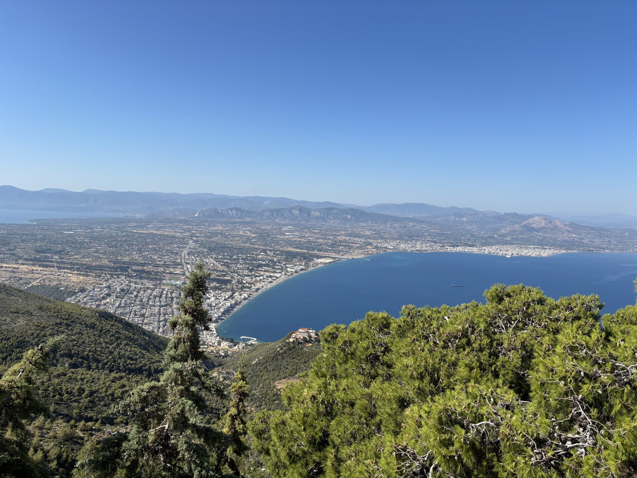 Lutraki / Peloponez / Grčka hoteli / Grčka / Leto / 2026. / Euroturs